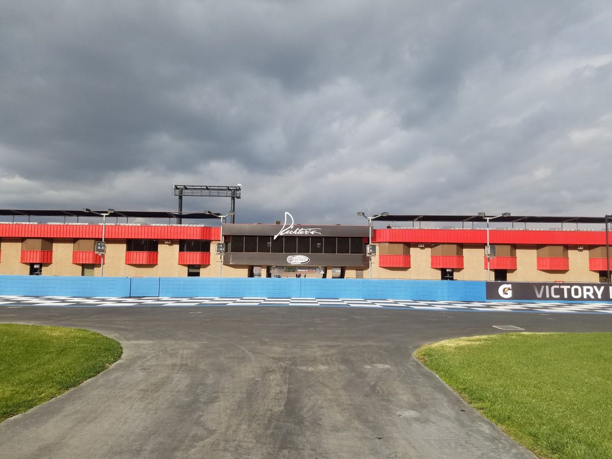 Real Race Track - Alvaka